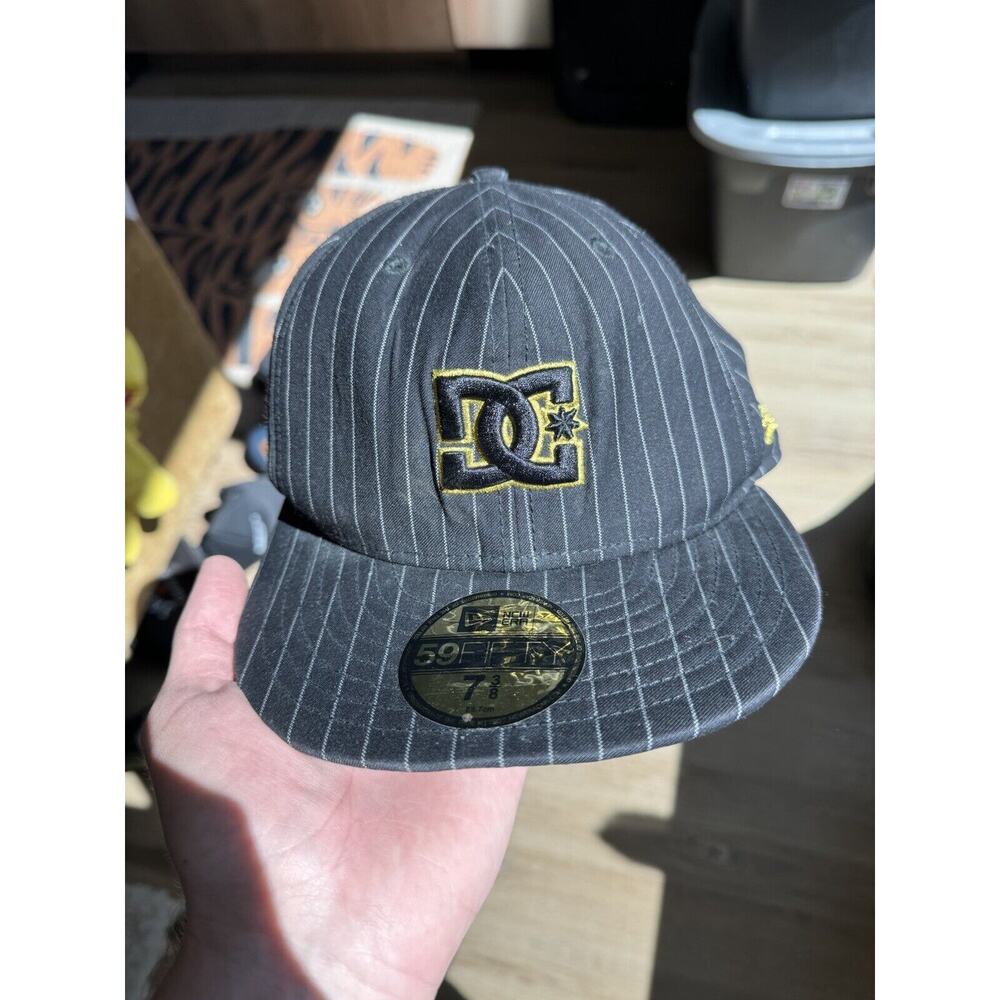 New Era 59fifty Dc Shoes Logo Black Gold 7-3/8 Hat Ba… - Gem